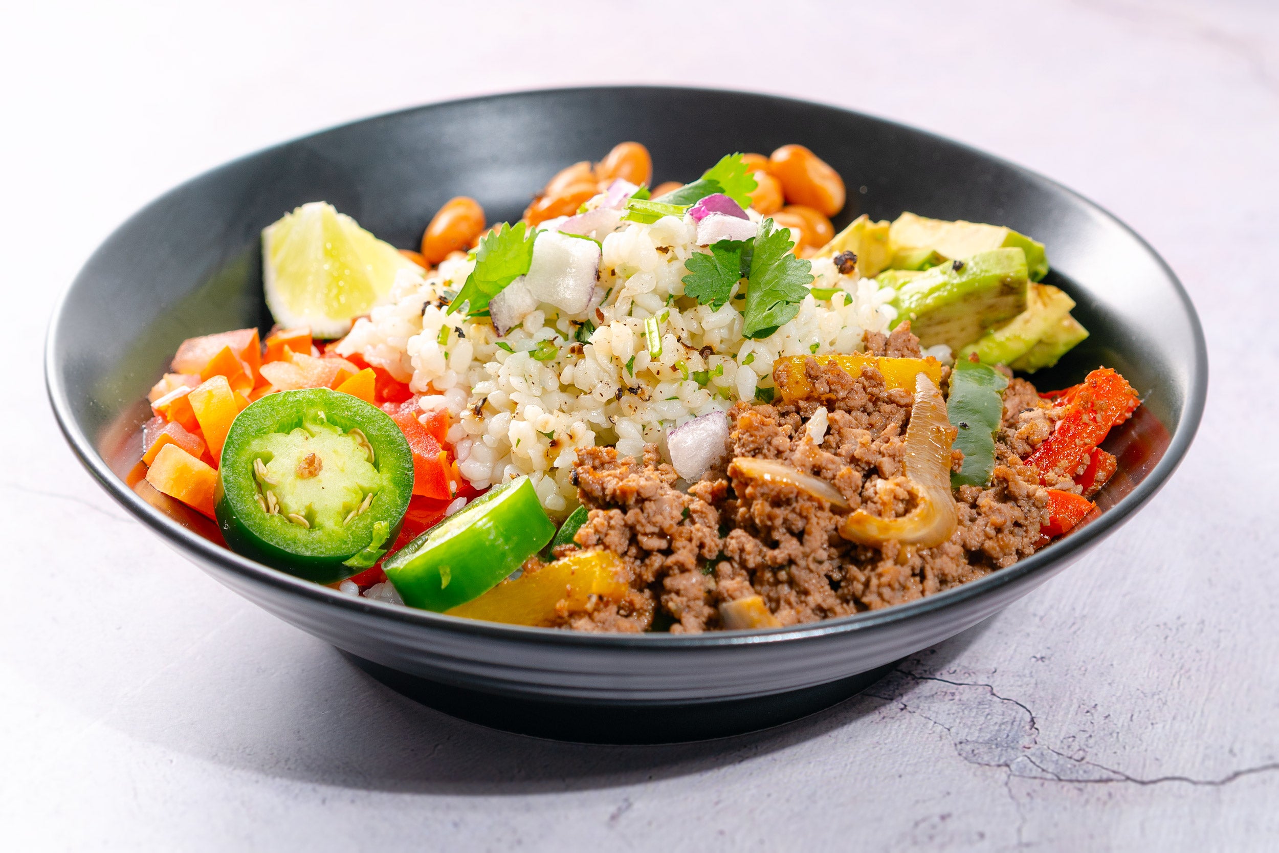 Recipe - Healthy Chipotle Style Ground Beef Rice Bowl - Well Lean